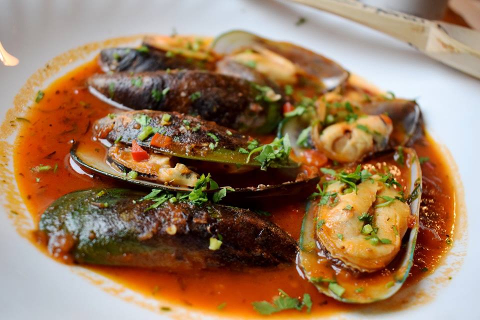 scoici_verzi_n_sos_ro_u.jpg | Taverna La Zavat - Restaurant Grecesc ...